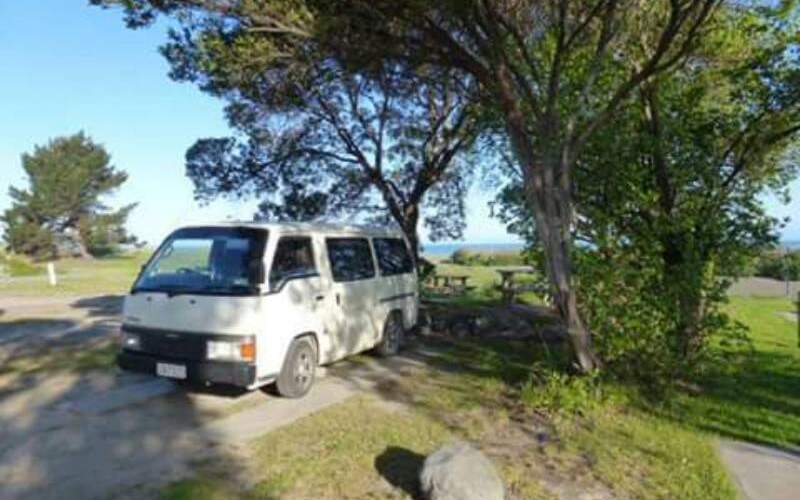 Kaikoura Peketa Beach Holiday Park | Full Service Camp | New Zealand